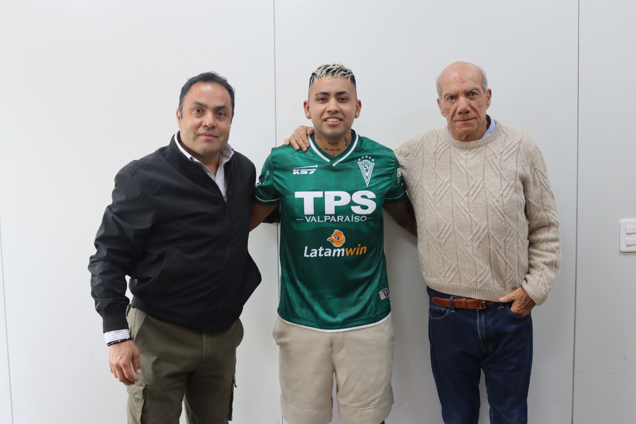 John Salas se transforma en el nuevo refuerzo de Santiago Wanderers ...